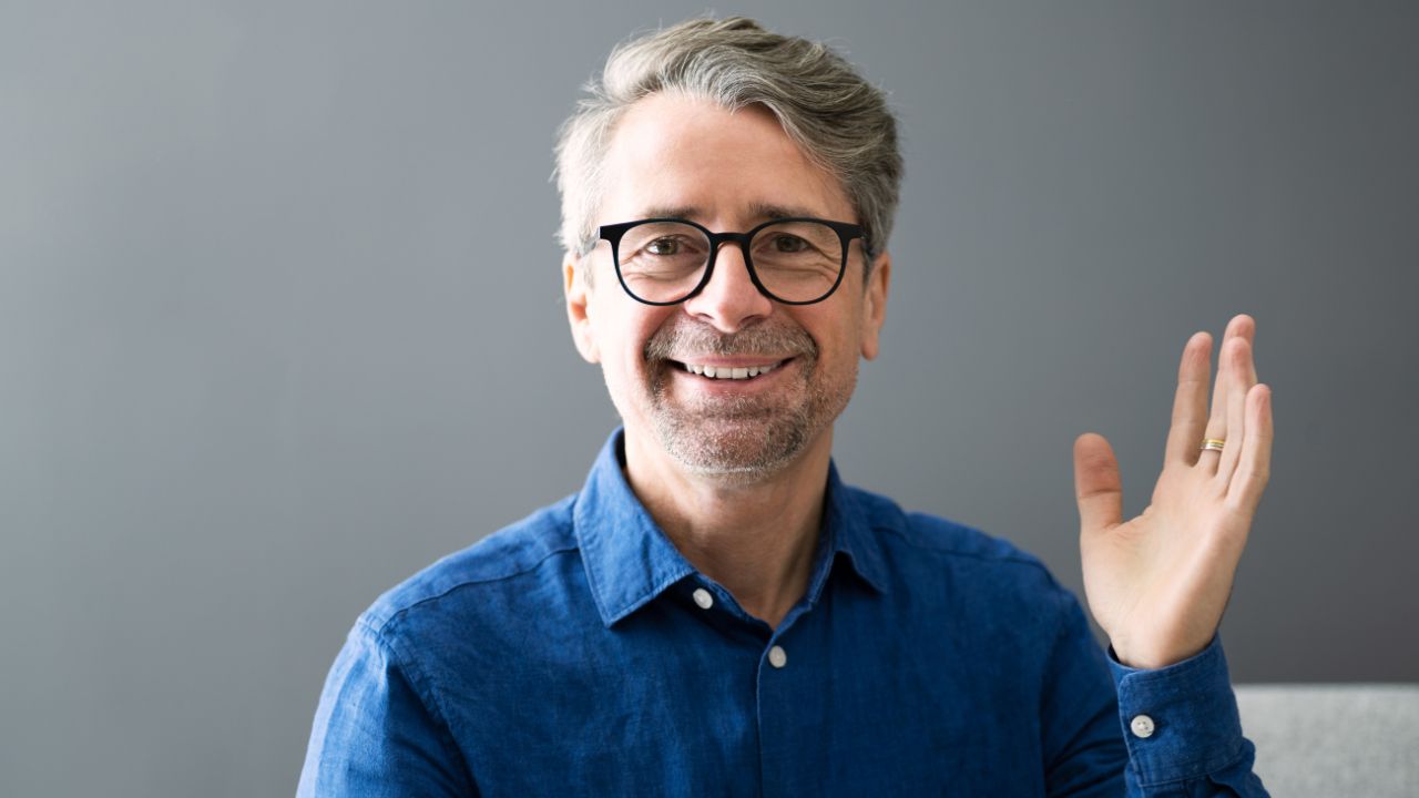 User-generated video submission platform | Vloggi